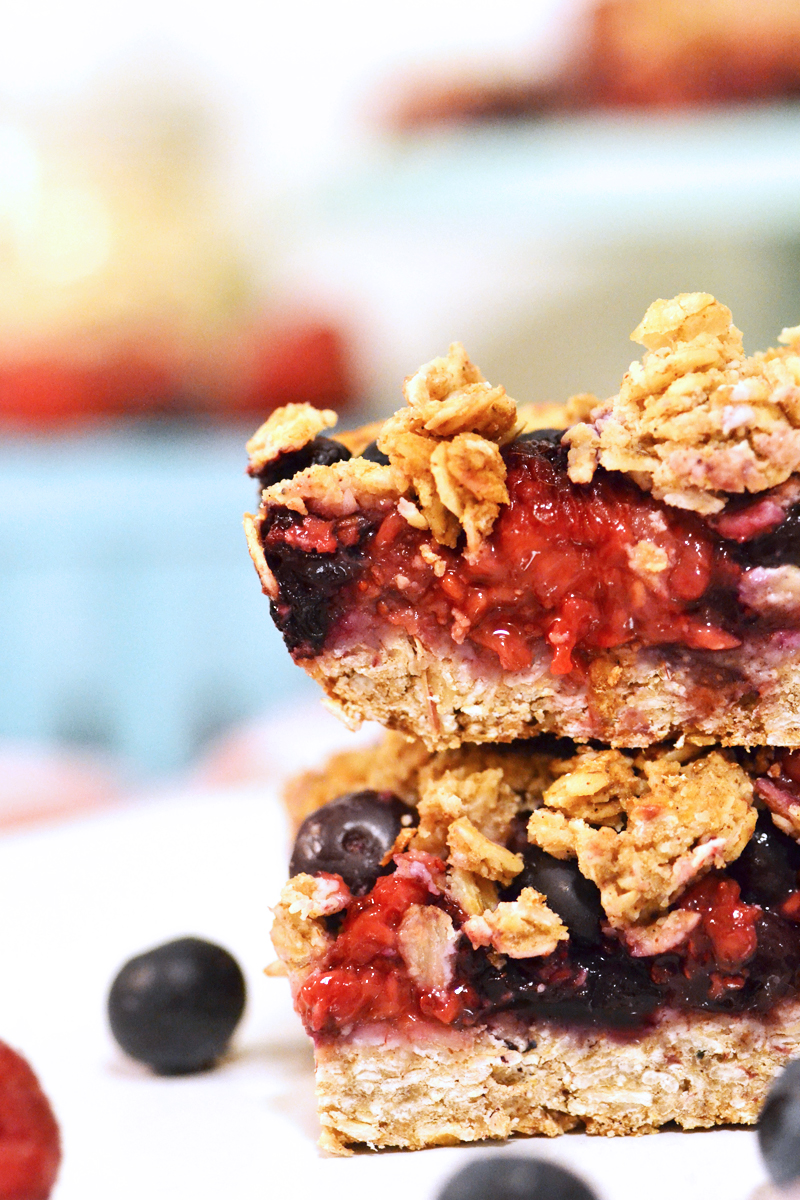 Mixed Berry Bars (Gluten Free & Vegan!)