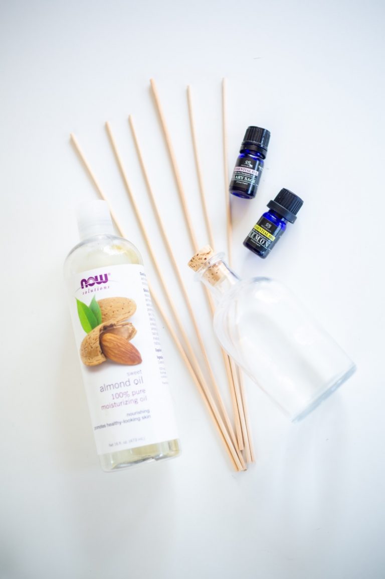Essential Oil Reed Diffuser DIY