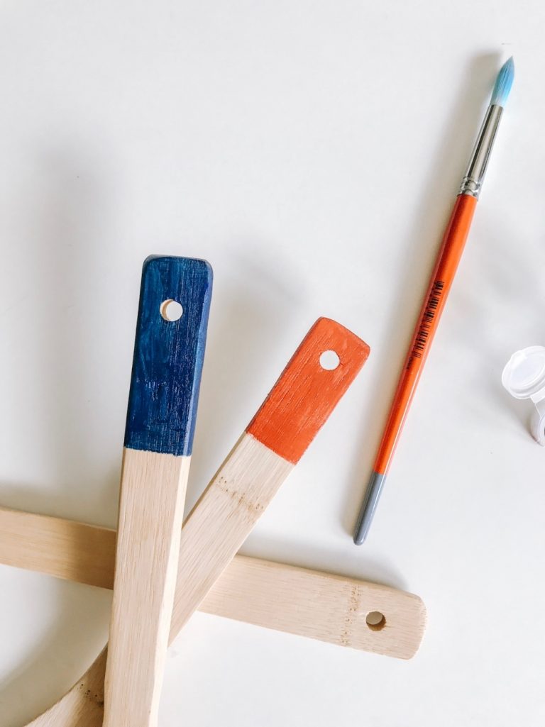 DIY Red, White, & Blue Wood Kitchen Spoons