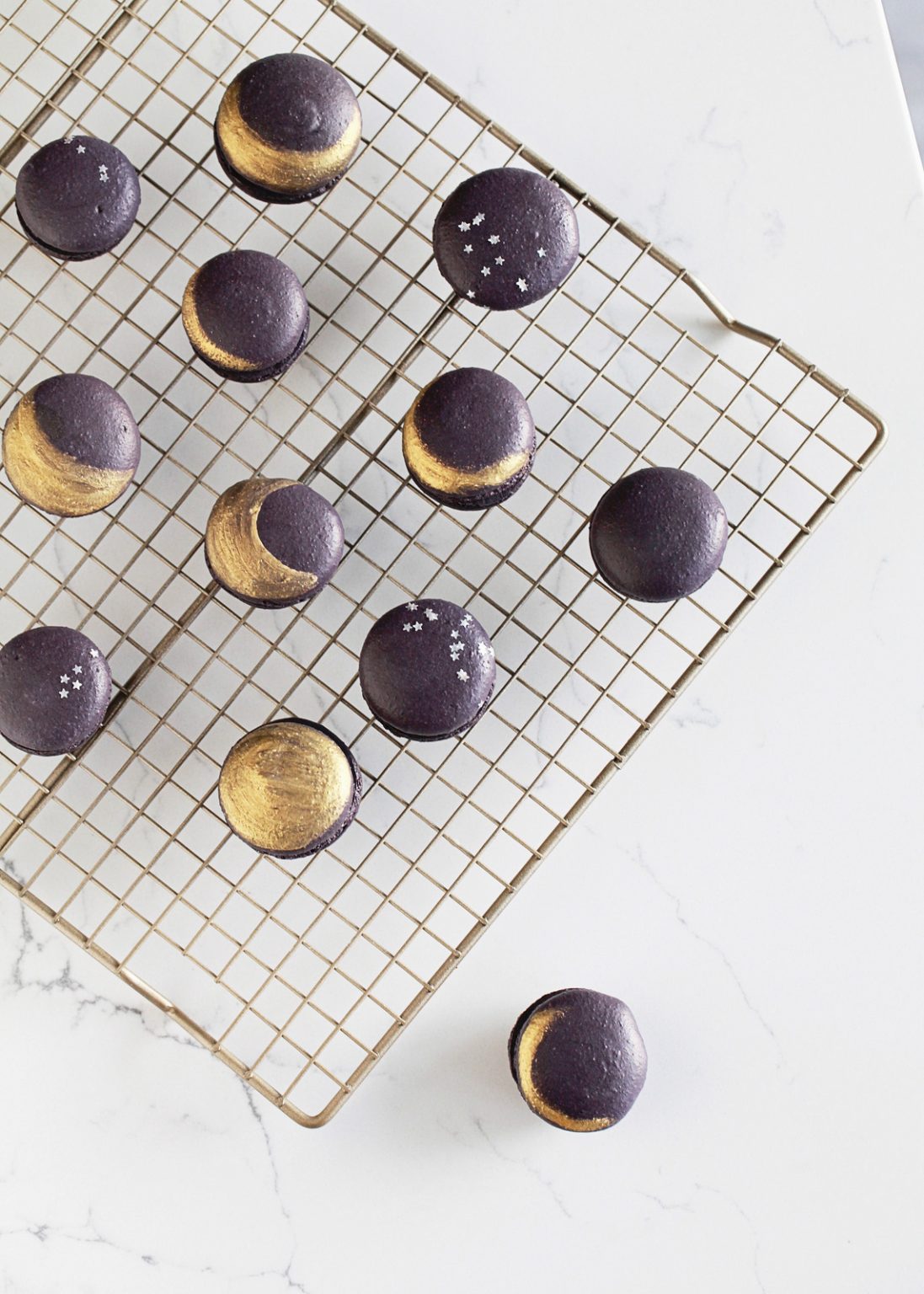 9 Best Macaron Painting Tutorials