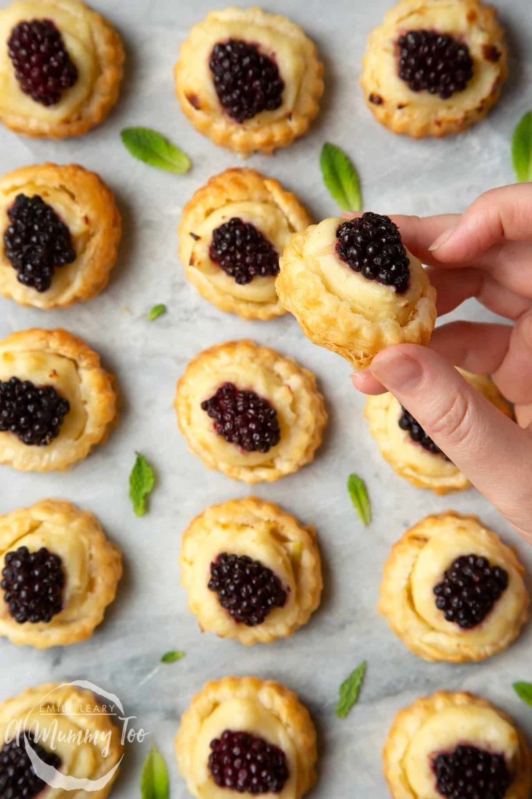 15+ Beautiful Blackberry Dessert Recipes