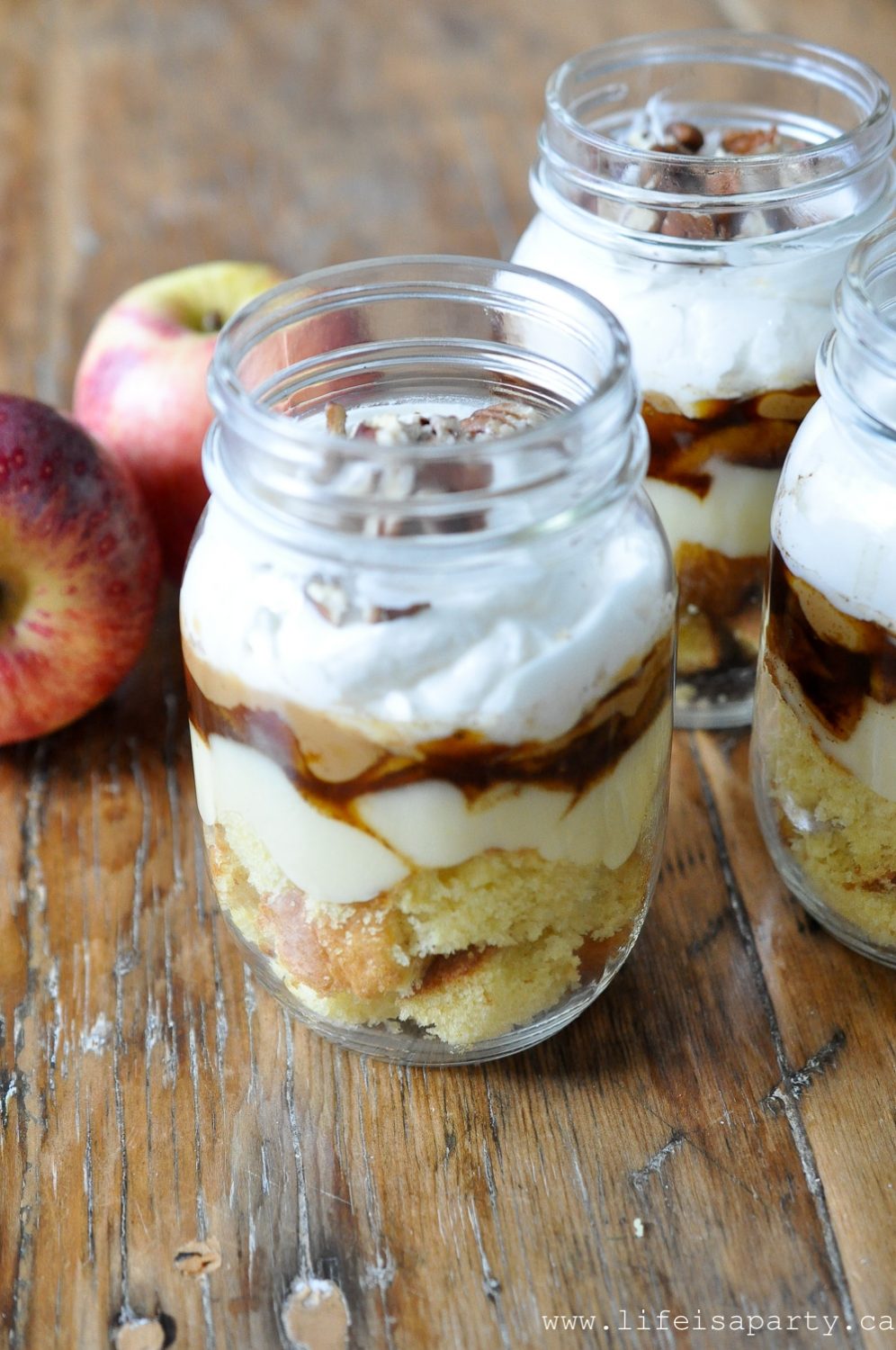 15 Heavenly Mason Jar Desserts You’ll Want to Make Now
