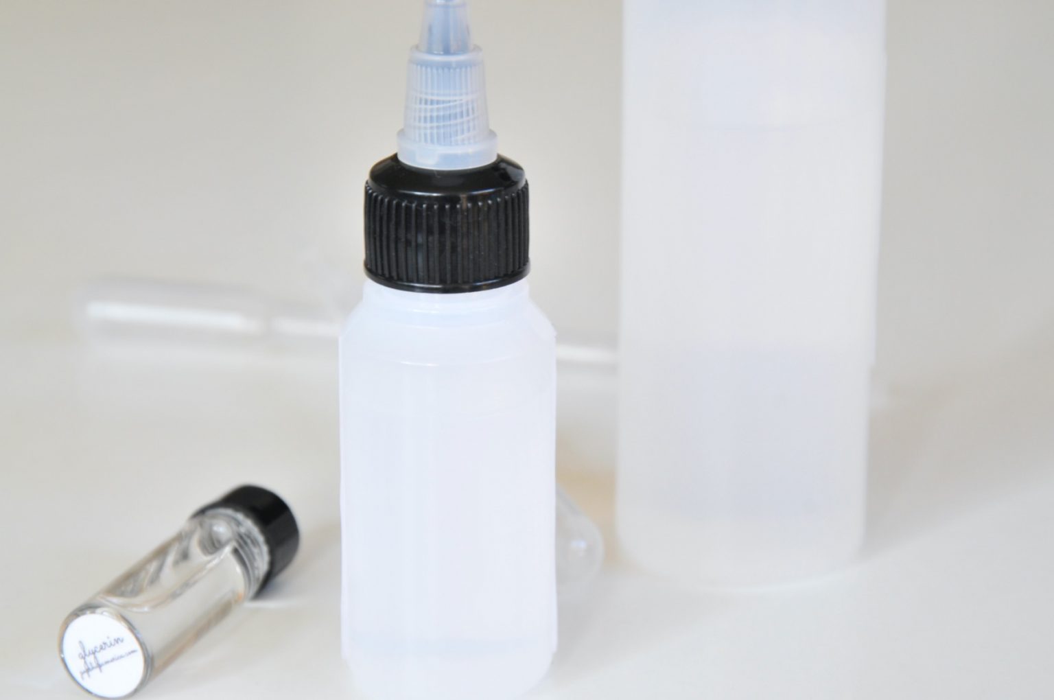 How to Make DIY Alcohol Ink Blending Solution