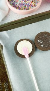 Valentine Chocolate Covered Oreo Pops Recipe
