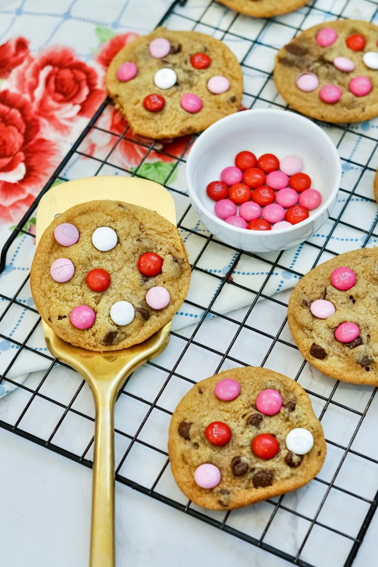 Valentine M&M Chocolate Chip Cookies Recipe