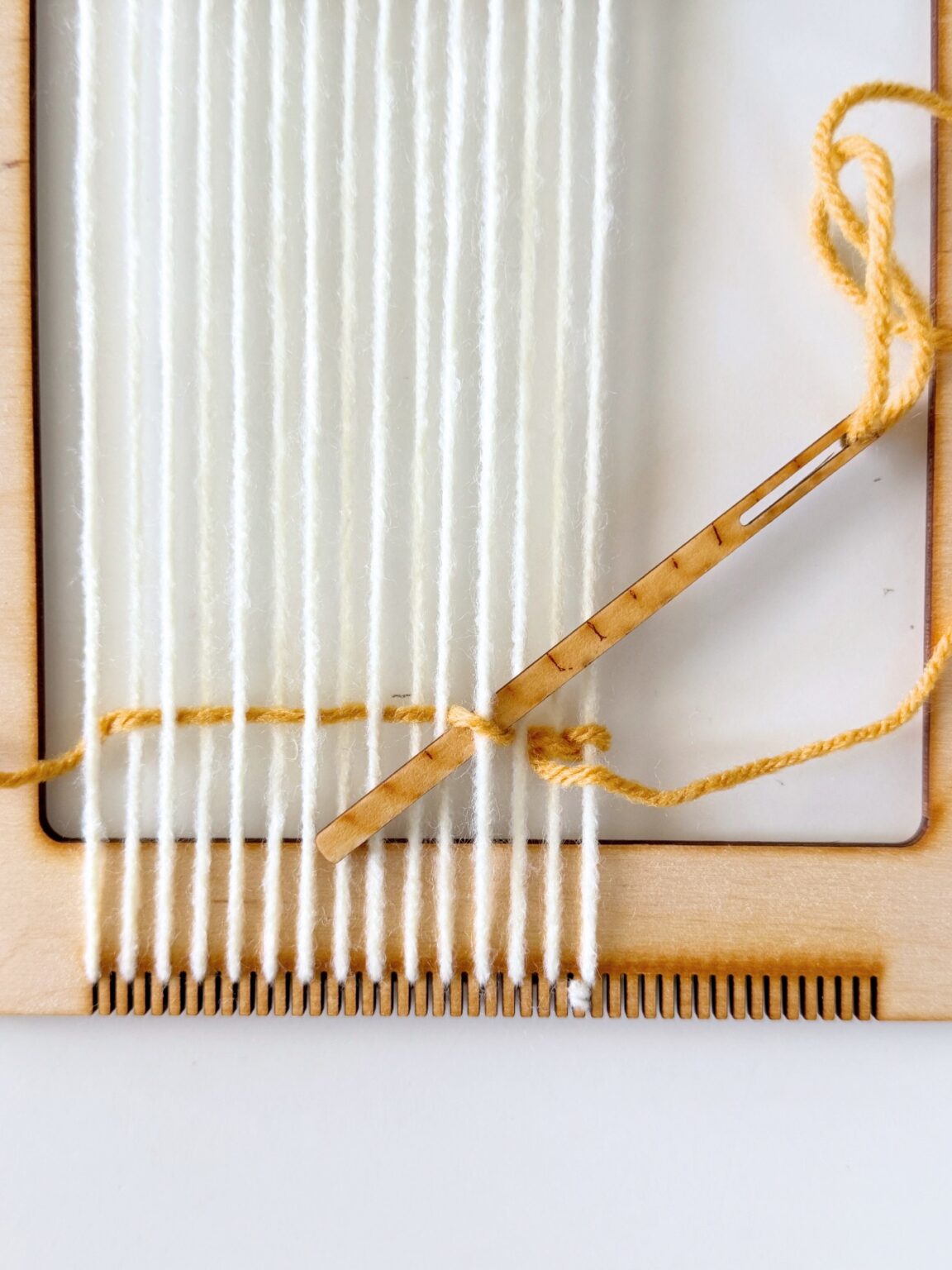 Beginner’s Guide to Weaving Coasters on a Hand Loom